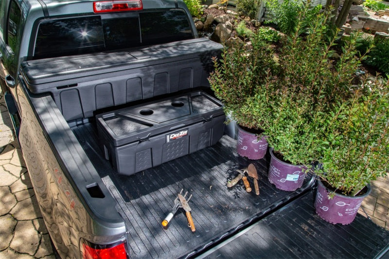 Deezee Universal Tool Box - Specialty Crossover Toolbox Plastic Mid Si ...