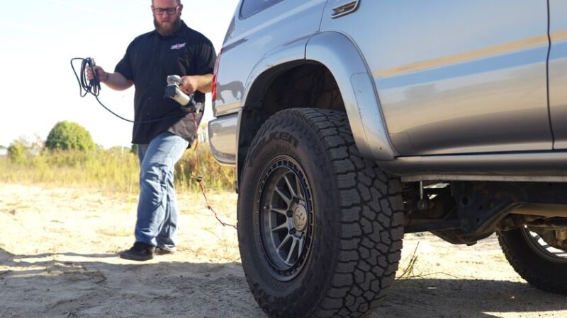 Air Lift Digital Portable Compressor – Cali Raised Offroad
